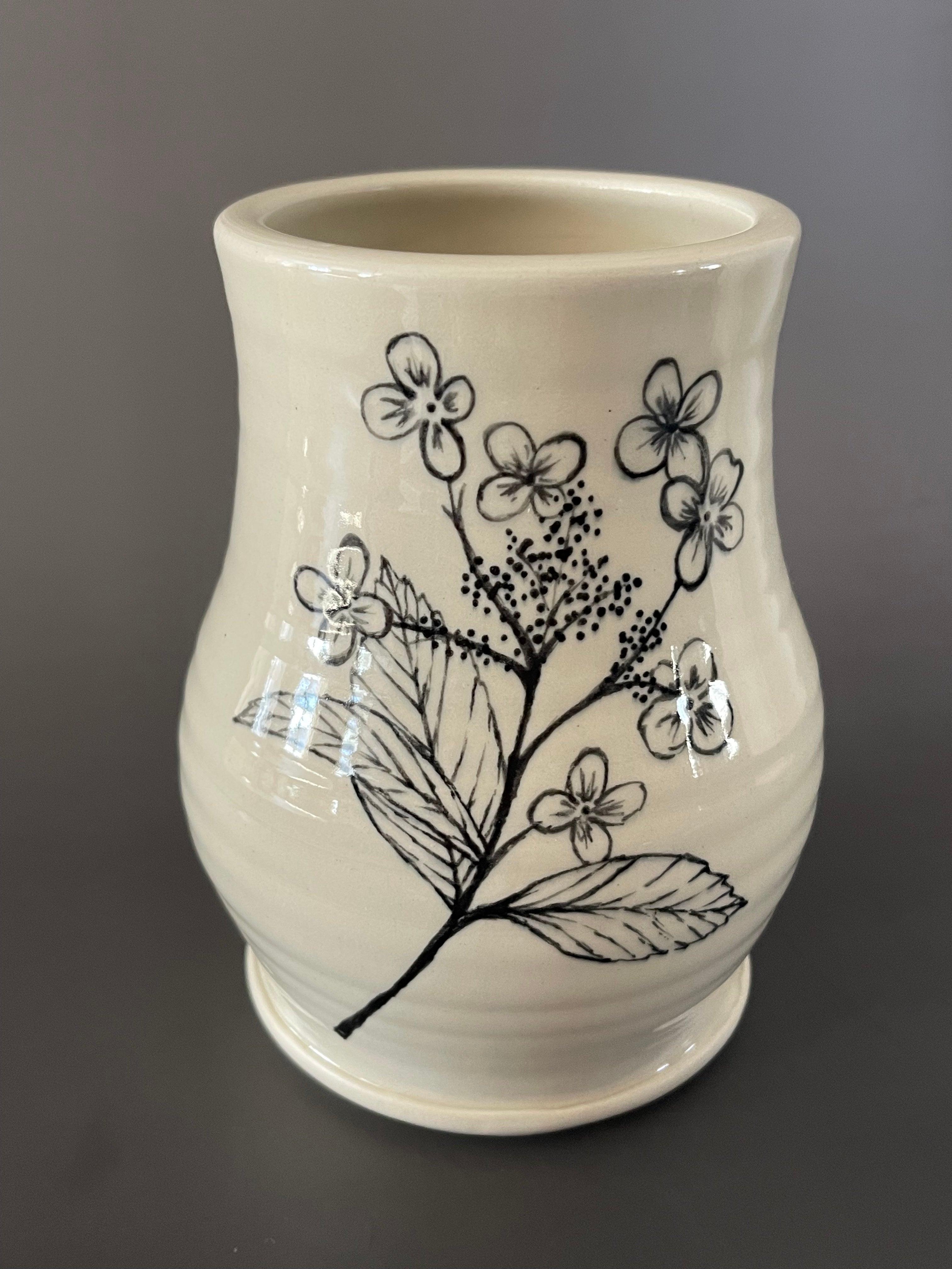 Hydrangea vase | jmv ceramics-functional handcrafted pottery made with love